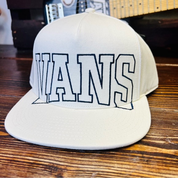 Vans | Accessories | Nwt Vans Old Skool Classic Snapback Hat | Poshmark